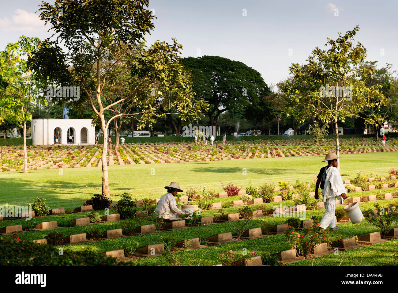 The Allied War Cemetery in Kanchanaburi Stock Photo - Alamy