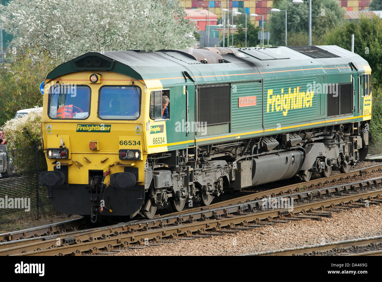 Freightliner class 66 (66534) diesel locomotive, port of Felixstowe ...