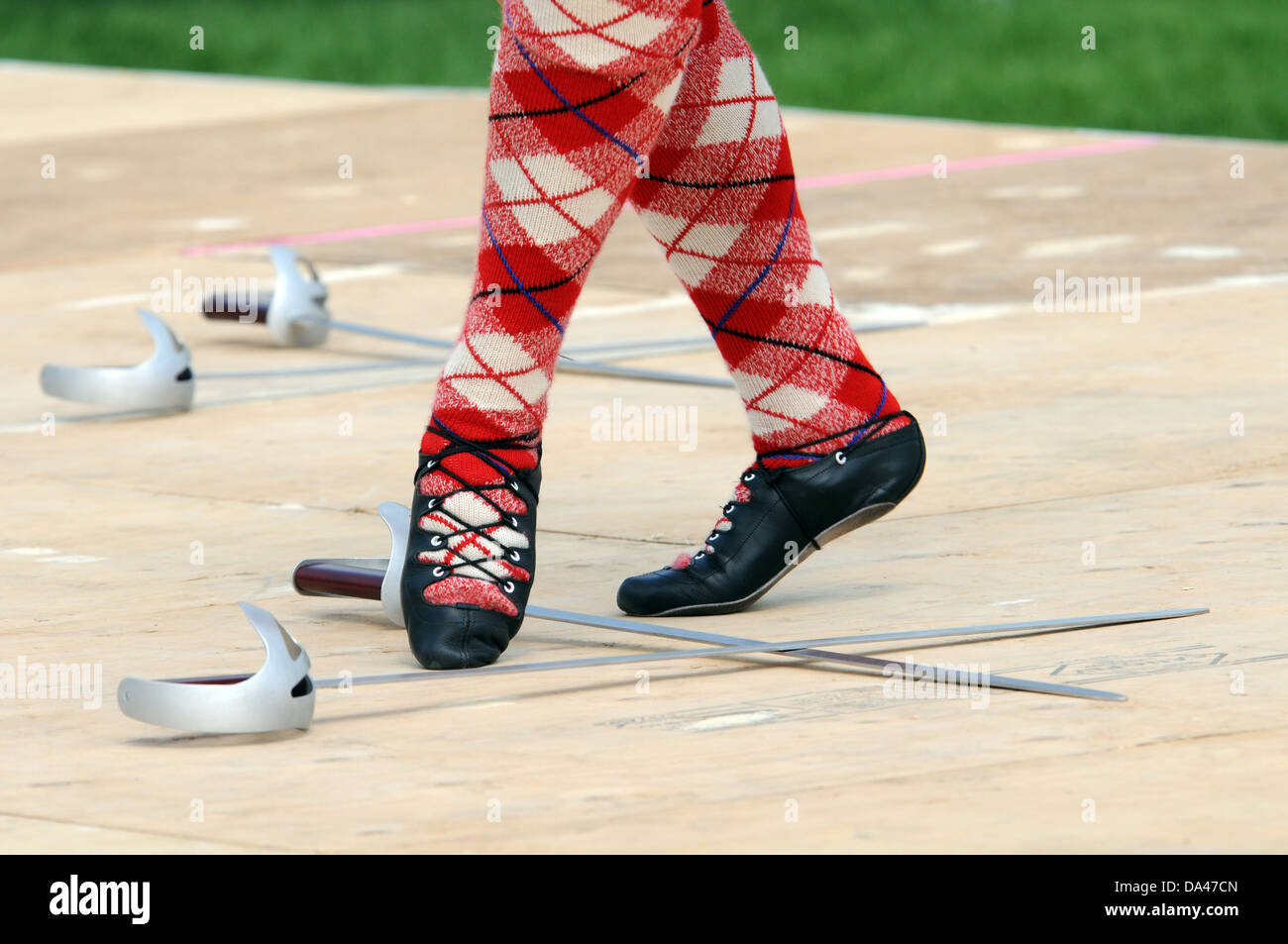 Scottish dance hi-res stock photography and images - Alamy