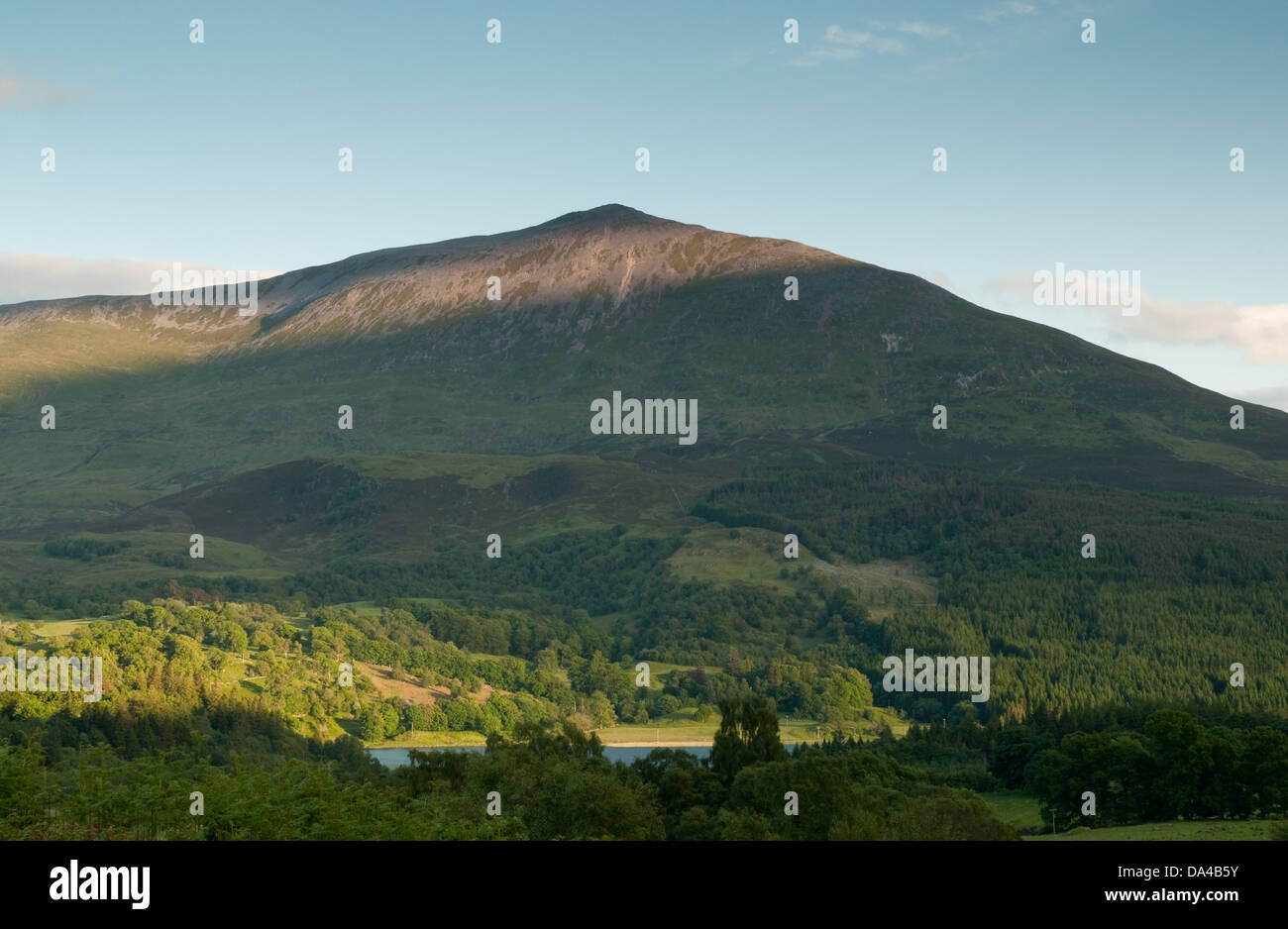 Evening light over Schiehallion Stock Photo - Alamy