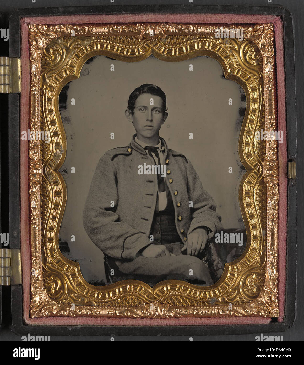 Confederate infantry uniform hi-res stock photography and images - Alamy
