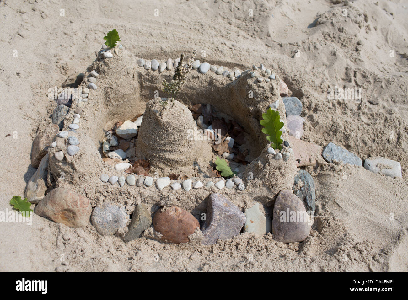 Build castle hi-res stock photography and images - Alamy