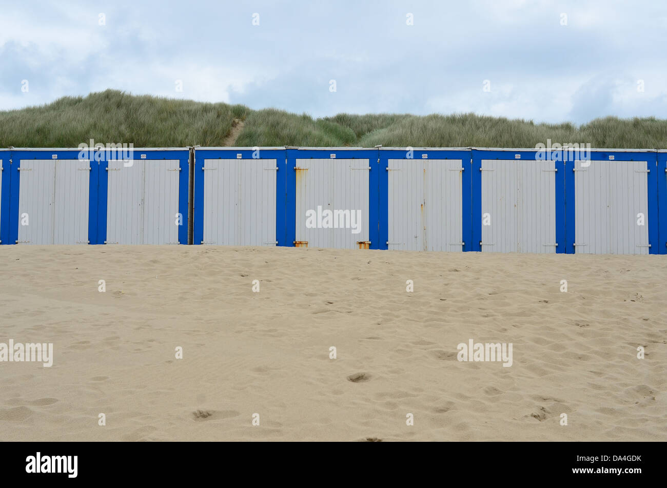 Beach cabines hi-res stock photography and images - Alamy