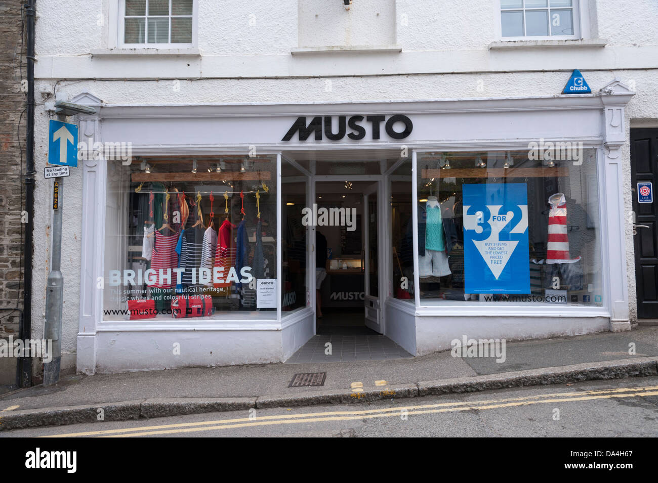 Shop Padstow High Resolution Stock Photography and Images - Alamy