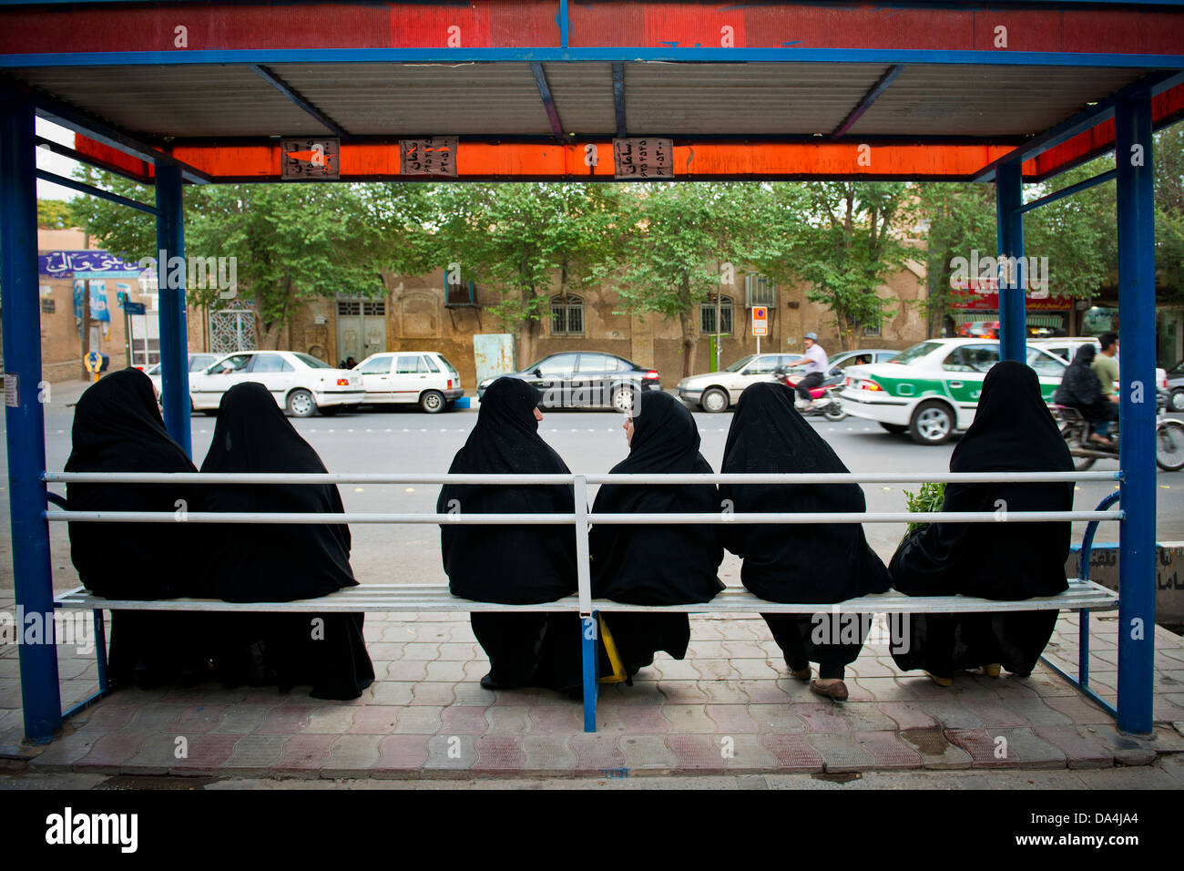 Asia, Iran, Yazd, Daily life, Bus stop Stock Photo - Alamy