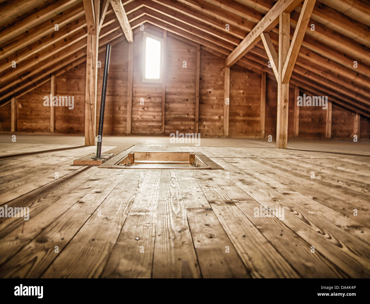 Wood structure attic hi-res stock photography and images - Alamy
