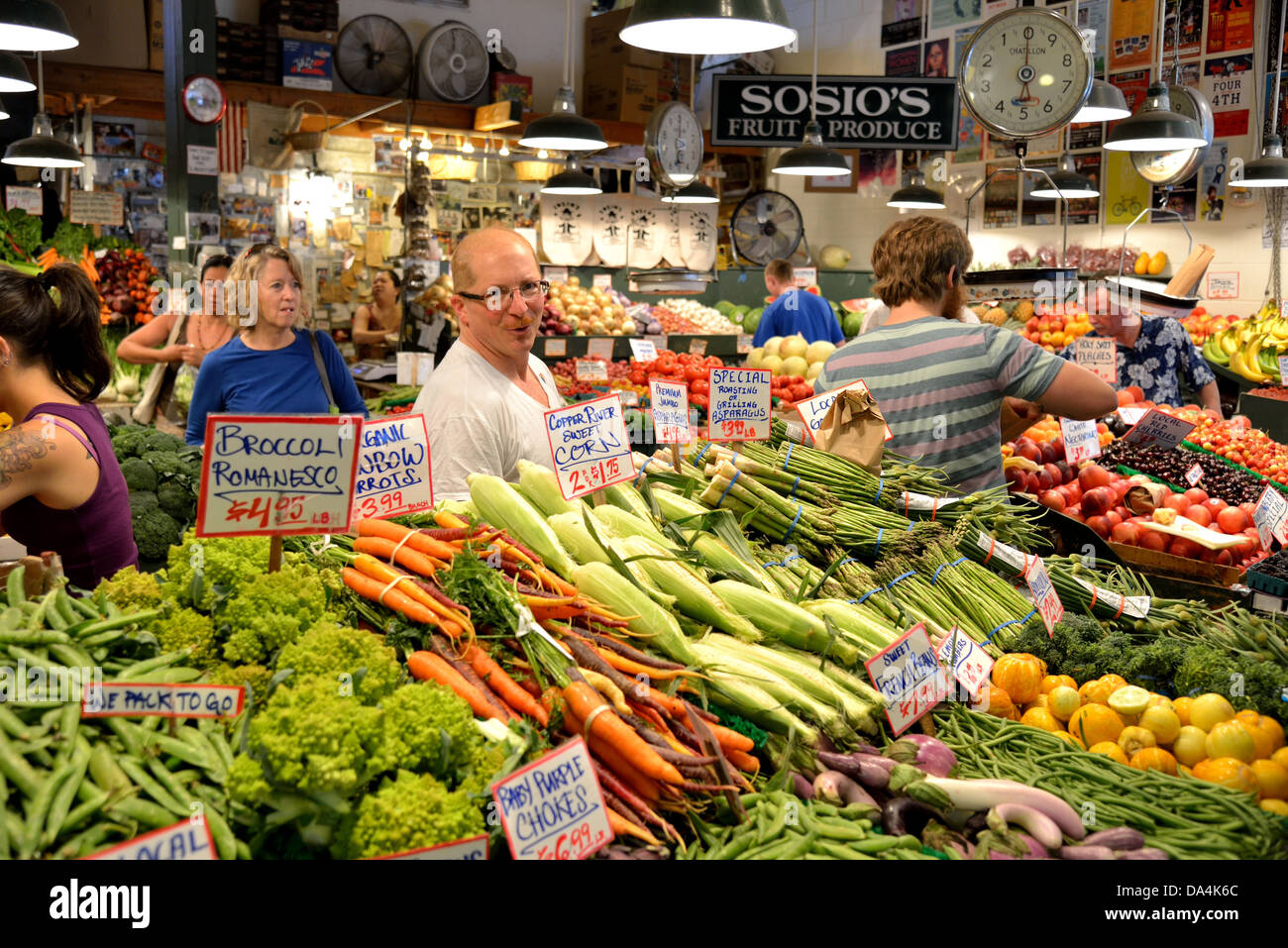 Fresh vegetable stand at the Pike's Place Public Market. Seattle ...