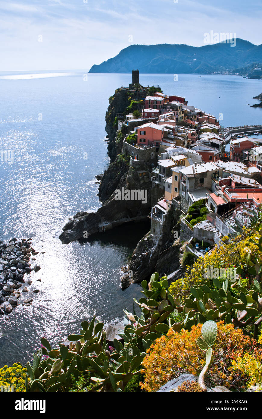 Vernazza house hi-res stock photography and images - Alamy