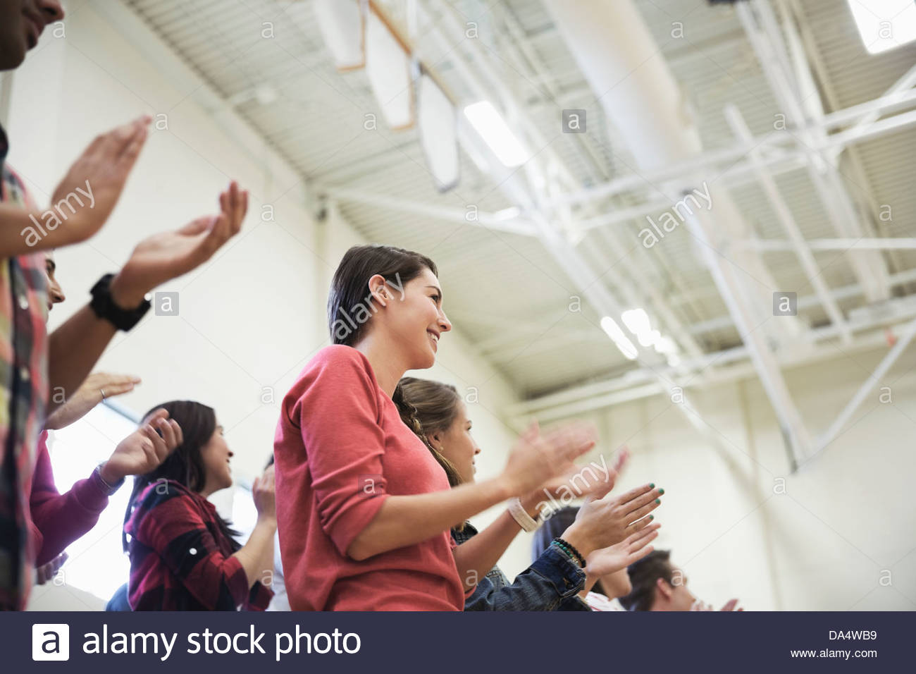 University crowd low angle hi-res stock photography and images - Alamy