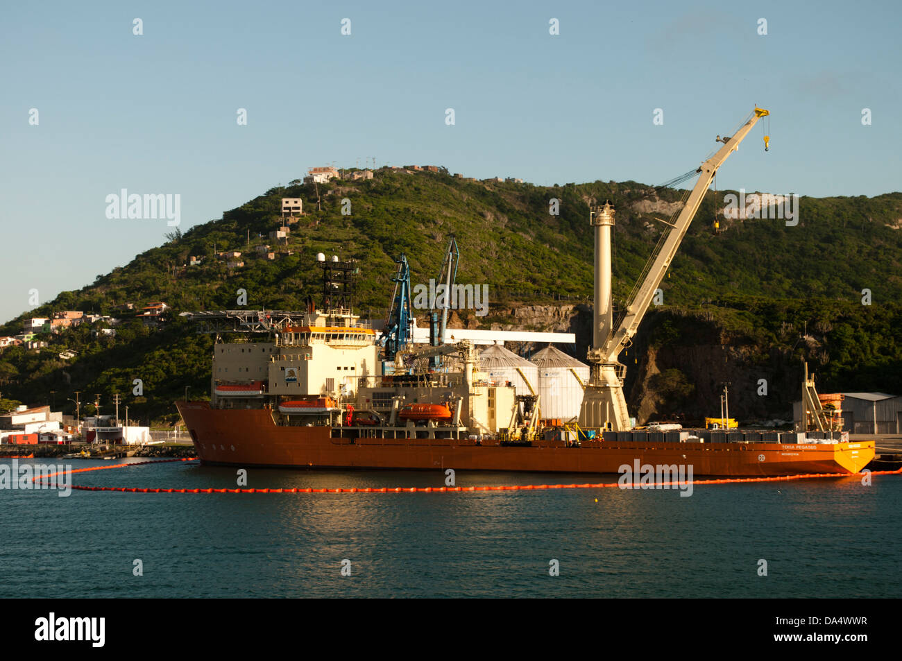 Rio de janeiro port loading hi-res stock photography and images - Alamy