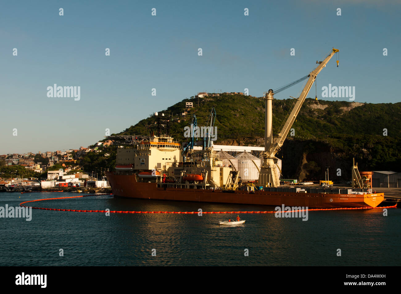 Rio de janeiro port loading hi-res stock photography and images - Alamy