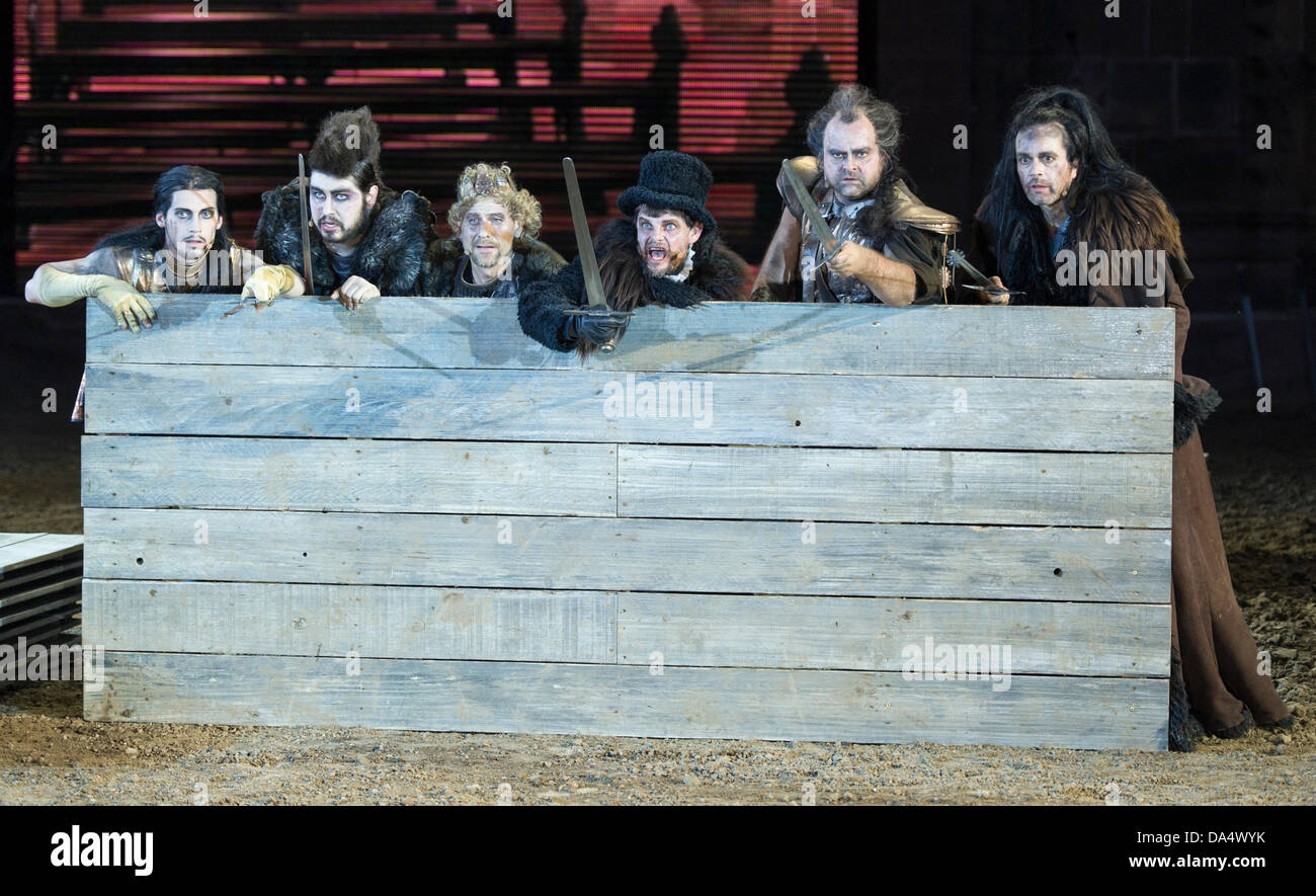 Kai Malina as Giselher (L-R), Peter Englert as Gerenot, Bernd Michael ...