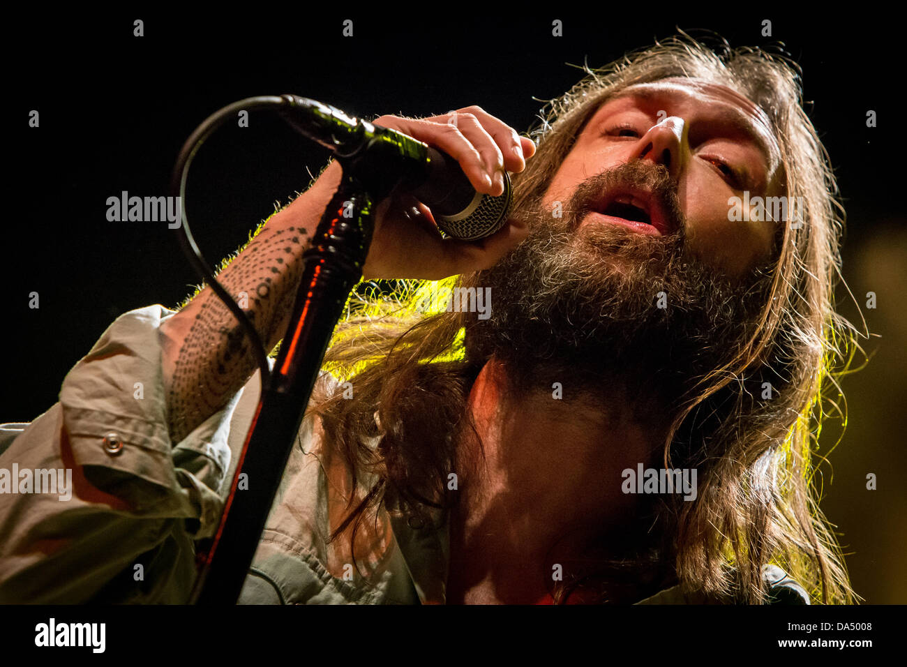 Black crowes hi-res stock photography and images - Alamy