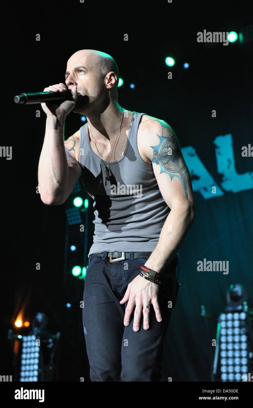 Raleigh, North Carolina, USA. 3rd July, 2013. Singer CHRIS DAUGHTRY ...