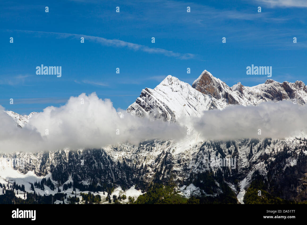 Beautiful majestic snow capped mountains hi-res stock photography and images - Alamy