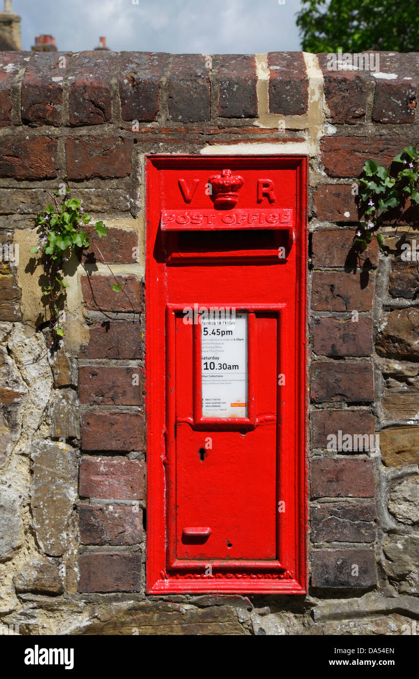 Victorian post box in Rye East Sussex England UK GB Stock Photo - Alamy