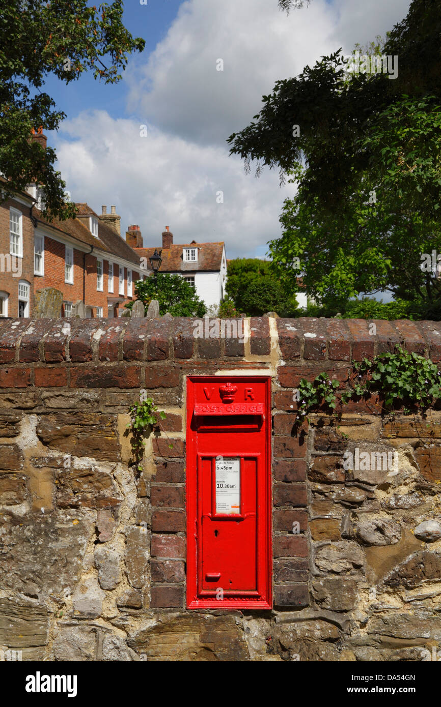 Victorian village post box hi-res stock photography and images - Alamy