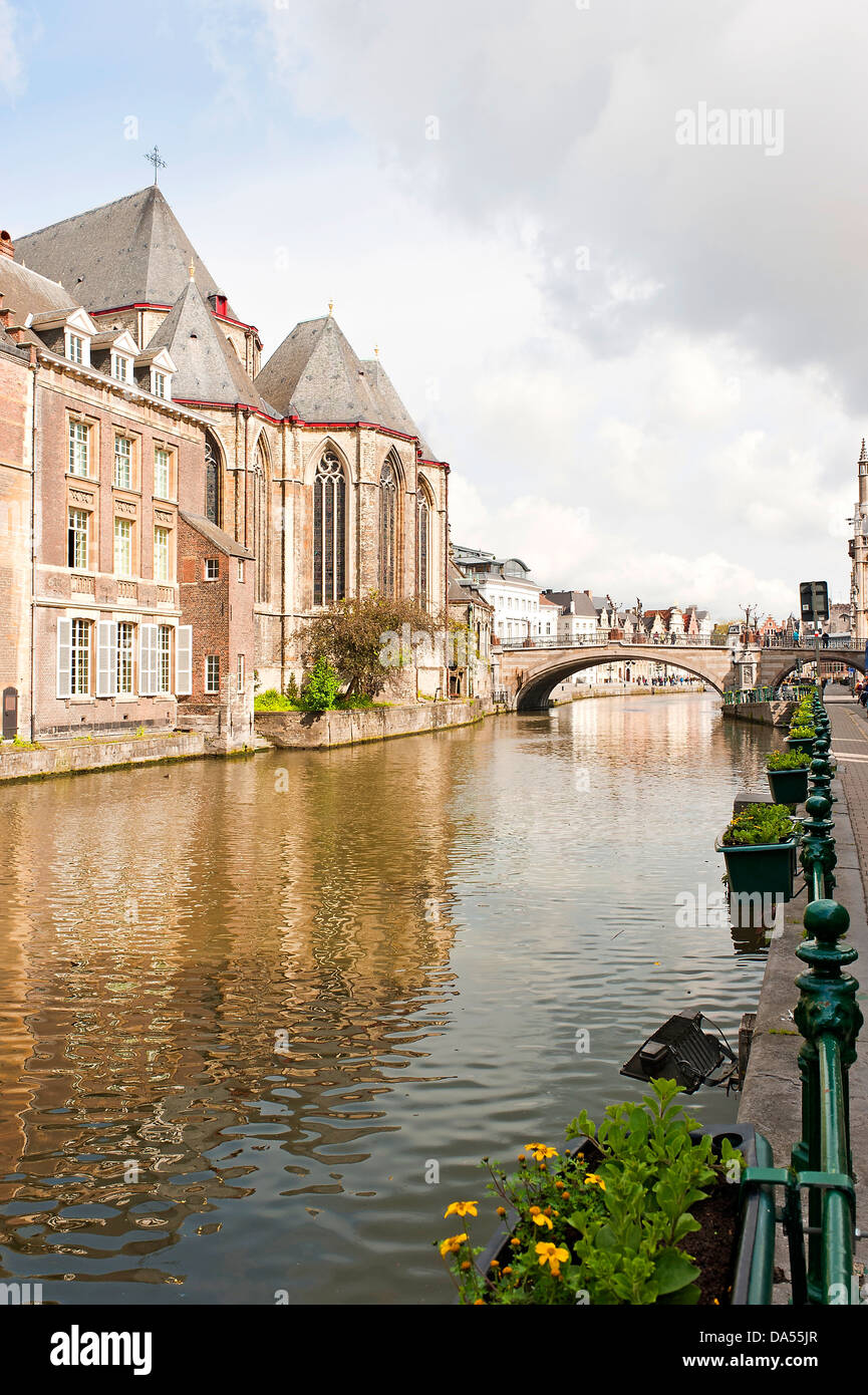 Ghent canal and bridge hi-res stock photography and images - Alamy