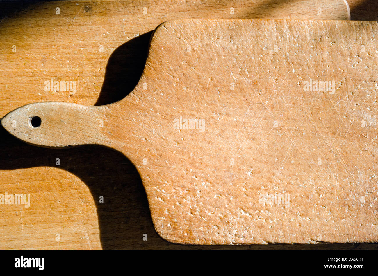 Very old wooden cutting board Stock Photo - Alamy