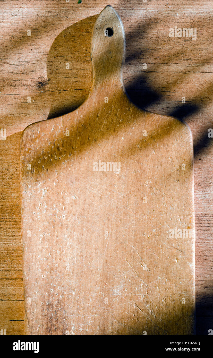 Very old wooden cutting board Stock Photo - Alamy