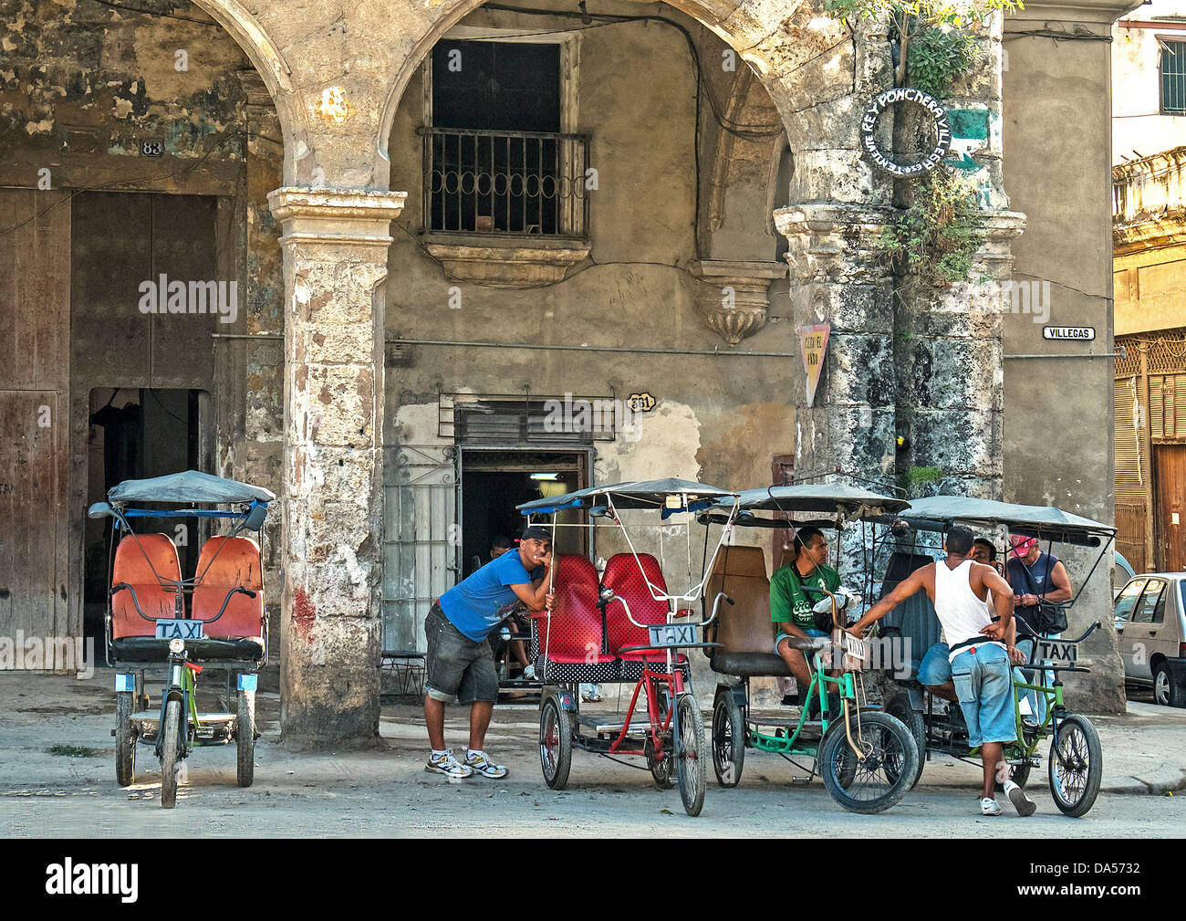 Biciftaxi hi-res stock photography and images - Alamy