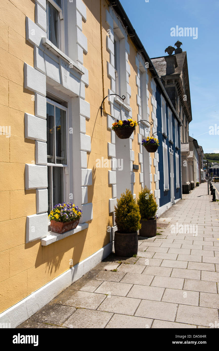 Yellow and white fronted house, Aberaeron Stock Photo - Alamy