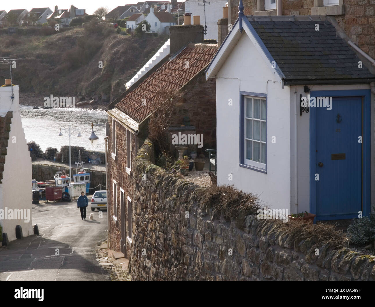 Crail harbour hi-res stock photography and images - Alamy