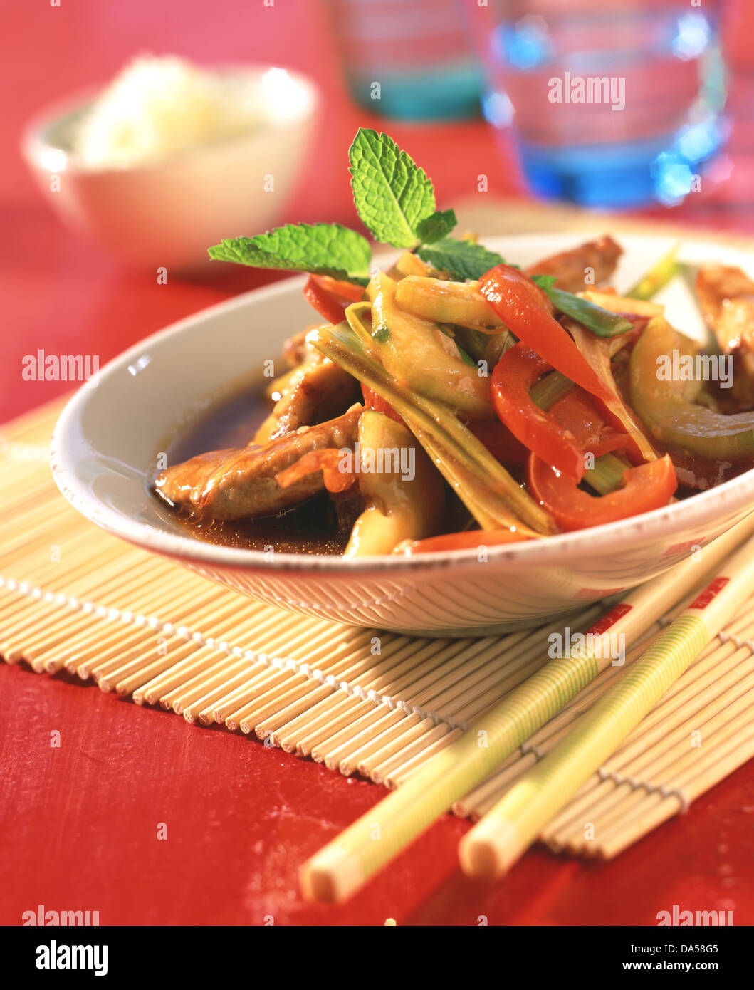 Sweet ‘n sour sauce hi-res stock photography and images - Alamy