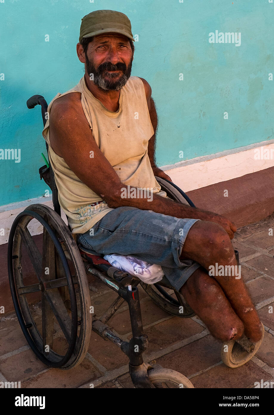 Legless man hi-res stock photography and images - Alamy