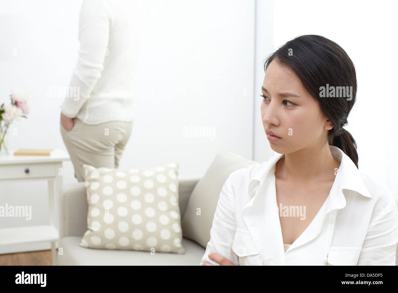 A young couple having relationship difficulties Stock Photo - Alamy