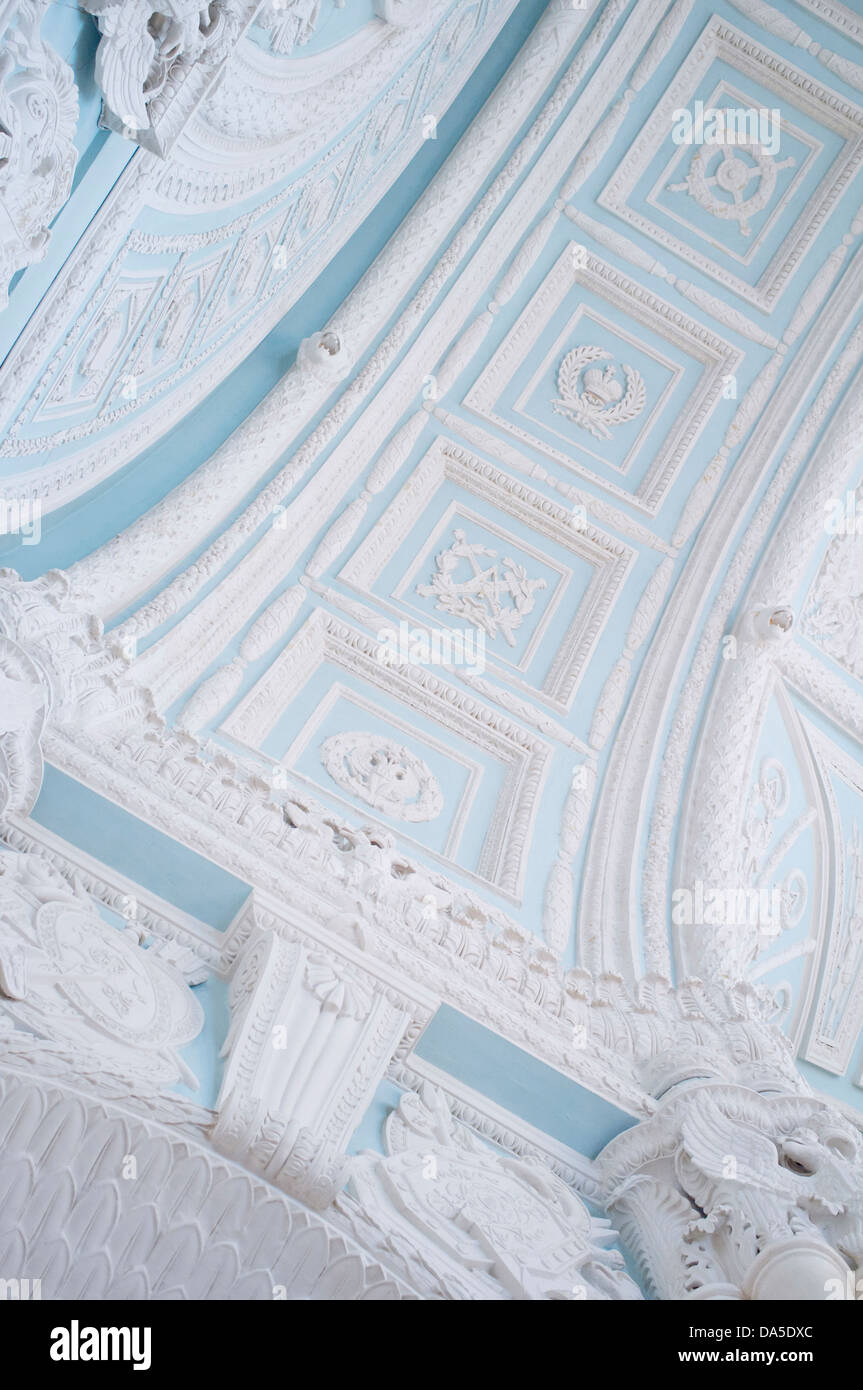 Ceiling coving hi-res stock photography and images - Alamy