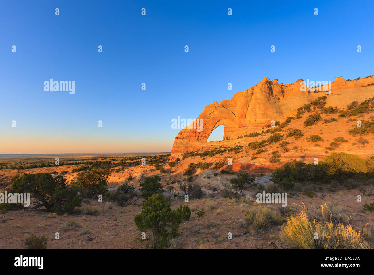 White Mesa Arch, in the north eastern part of Arizona, USA Stock Photo ...