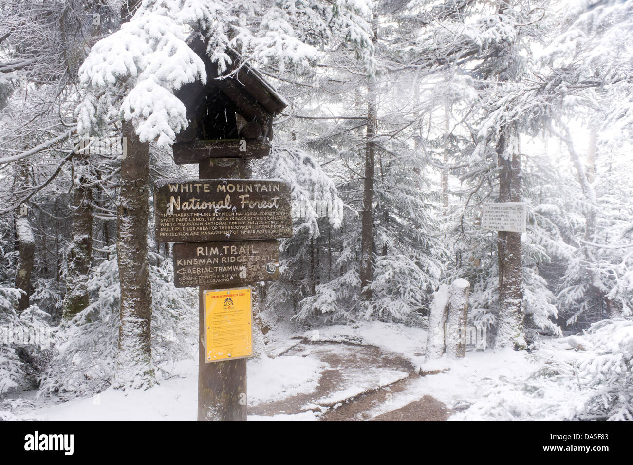 White mountains new hampshire winter hi-res stock photography and ...