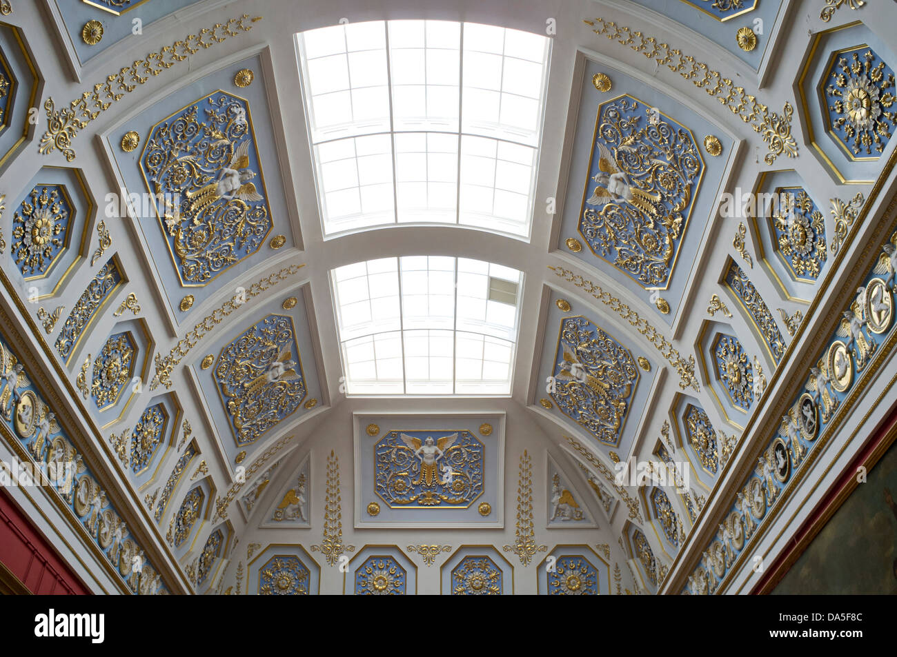 Decorative ceiling in State Hermitage Museum, one of largest & oldest ...