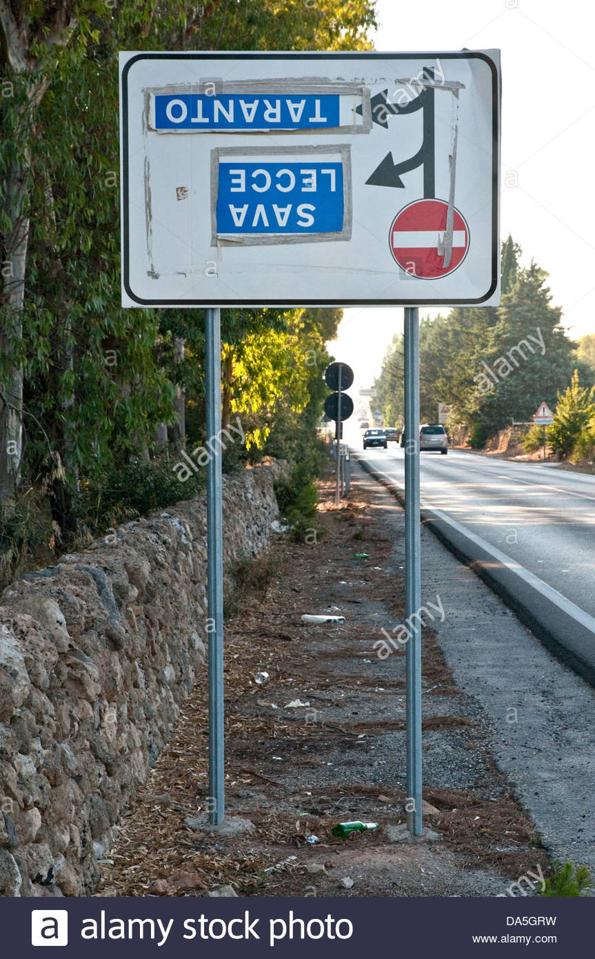 Upside Down Sign High Resolution Stock Photography and Images - Alamy