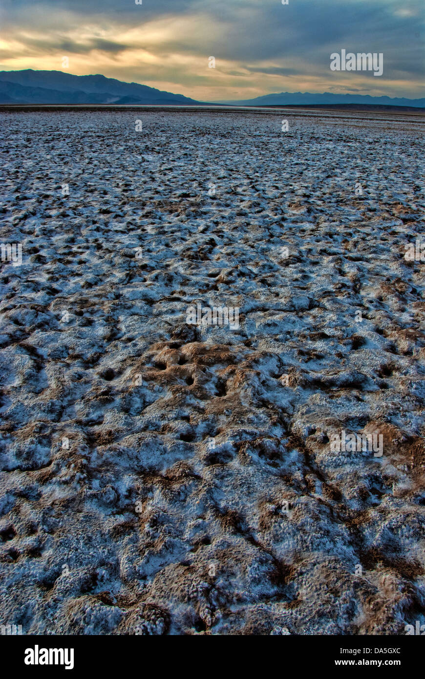 Lowest hi-res stock photography and images - Alamy