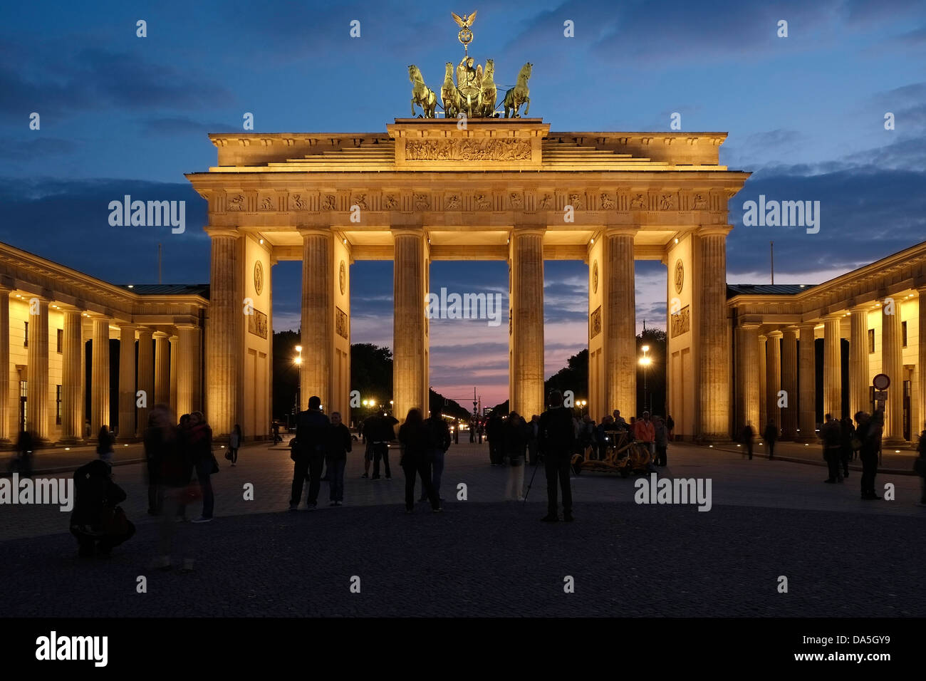 Brandenburg Gate viewed from the Pariser Platz Berlin Stock Photo - Alamy