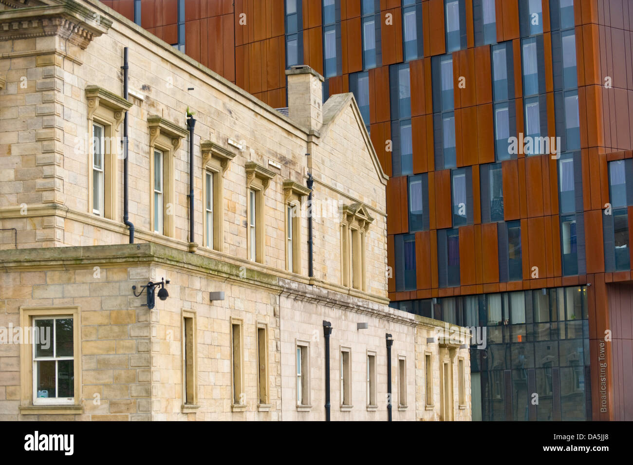 Old and modern architecture styles Old Broadcasting House ...