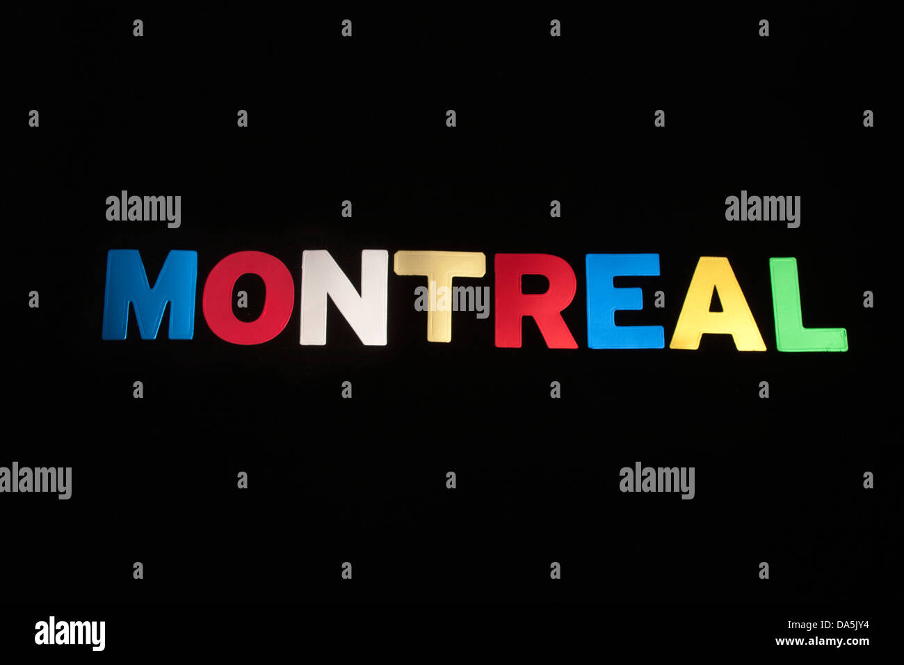 Montreal signage hi-res stock photography and images - Alamy