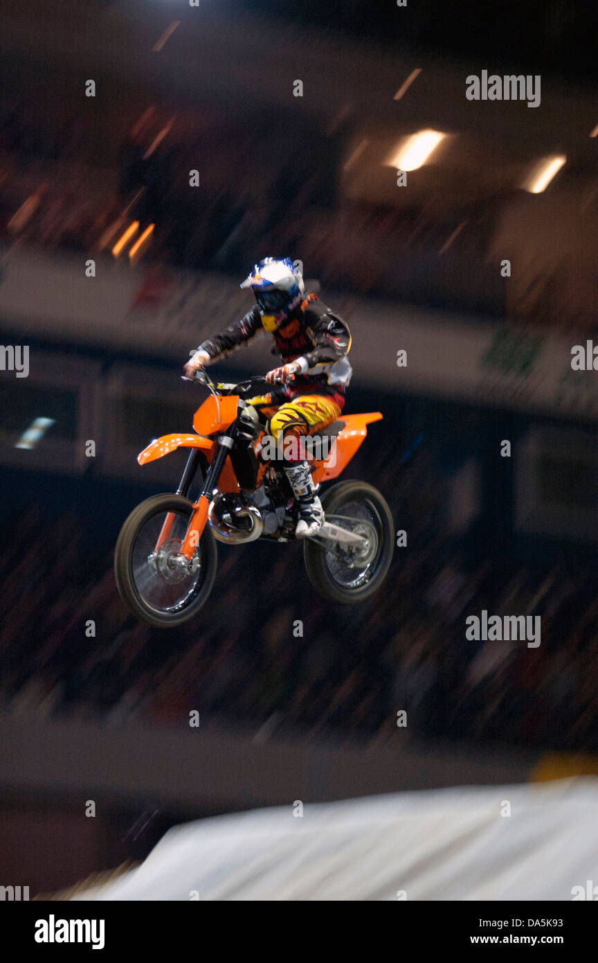 Motorcycle trick hi-res stock photography and images - Alamy