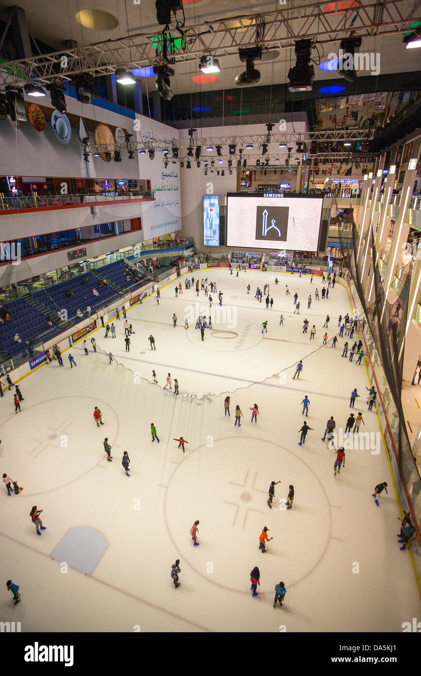 Sport city dubai hi-res stock photography and images - Alamy