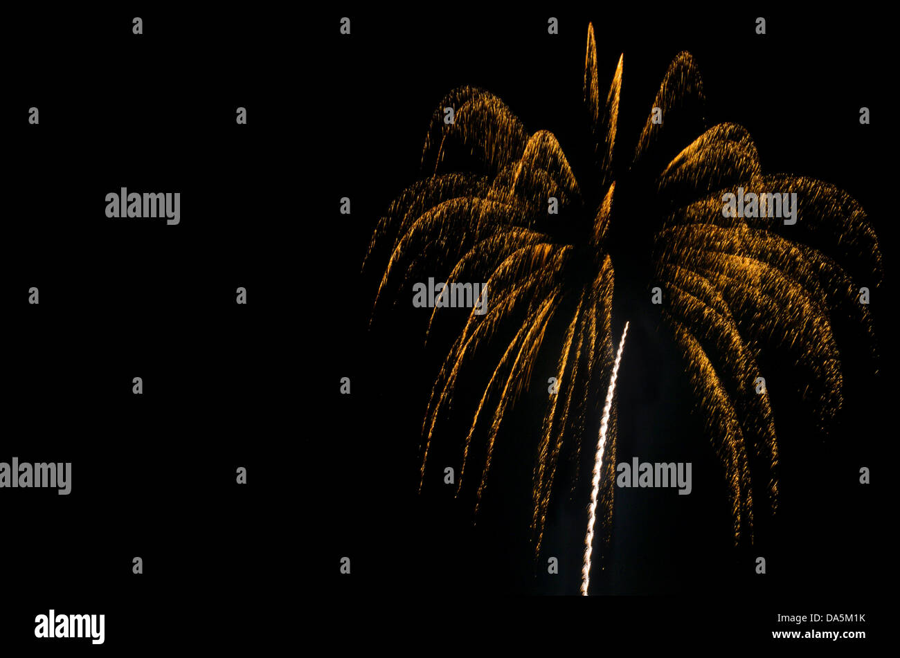 Fireworks Parachute Gold