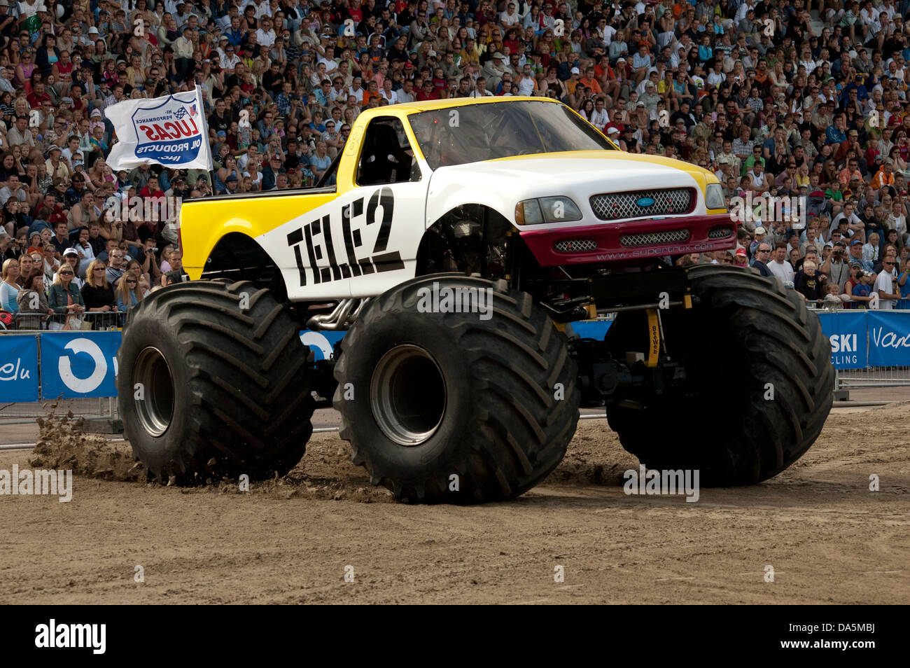 Monstertruck High Resolution Stock Photography and Images - Alamy