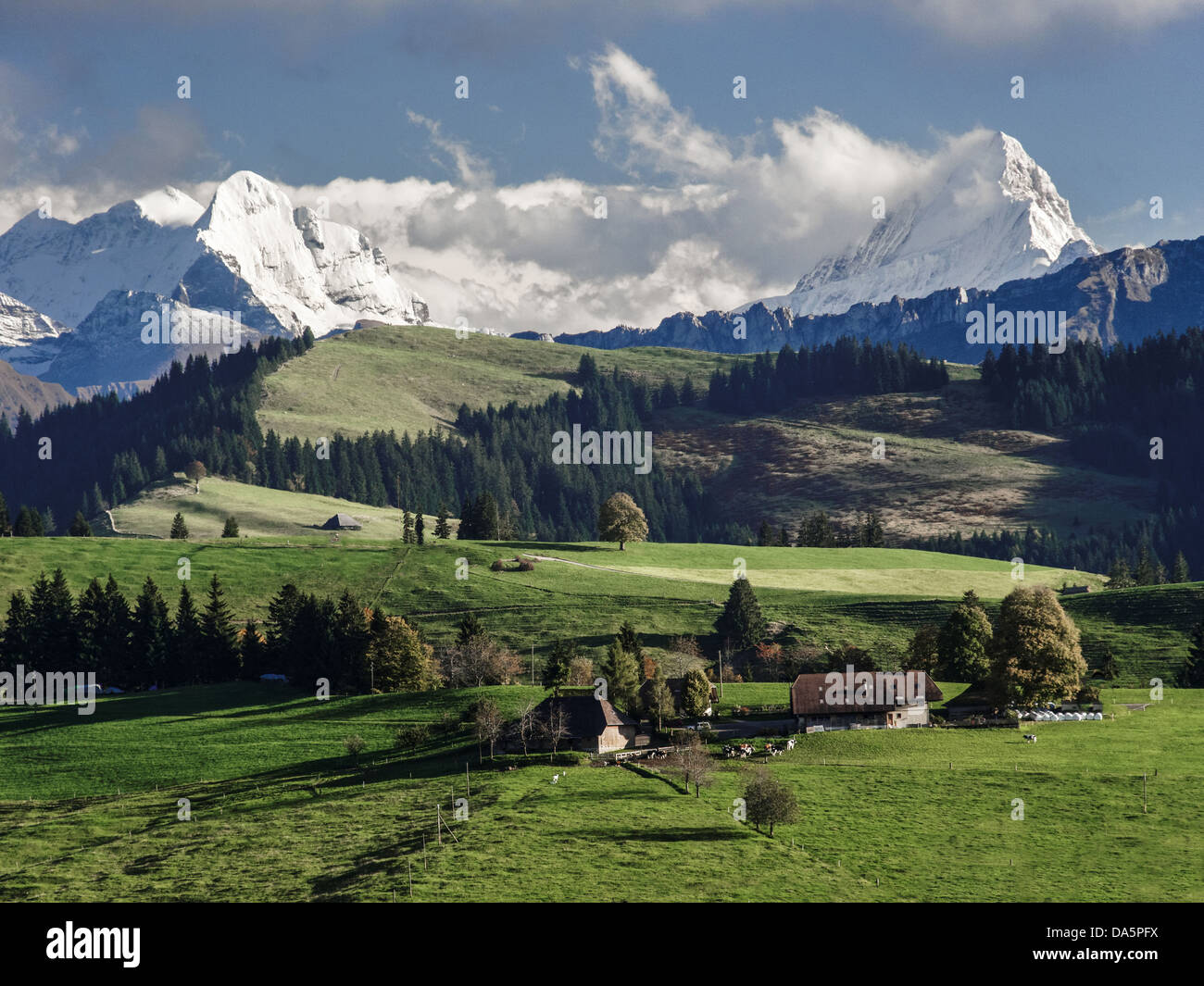 Alps, farmhouse, farm, mountain landscape, Bernese Alps, Blappach ...