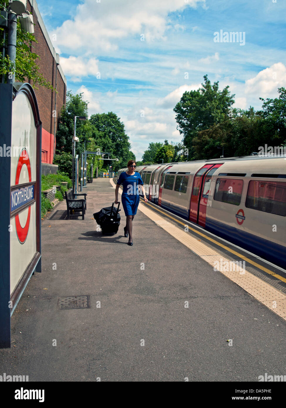 North ealing subway hi-res stock photography and images - Alamy