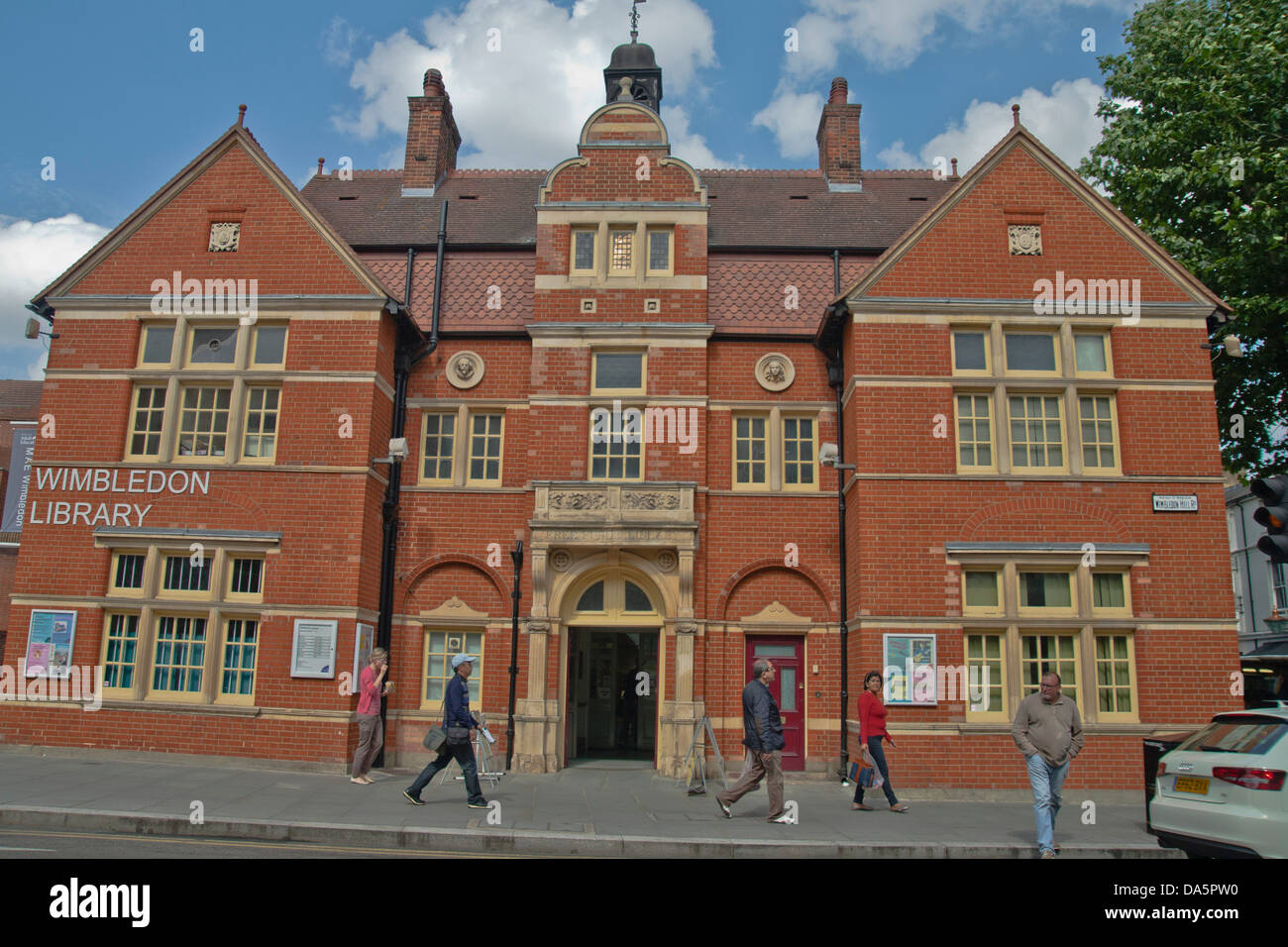 Wimbledon library hi-res stock photography and images - Alamy