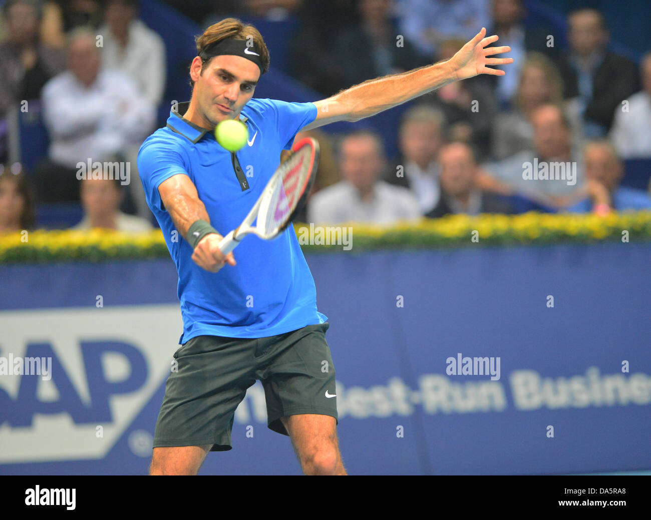 Roger federer hi-res stock photography and images - Alamy