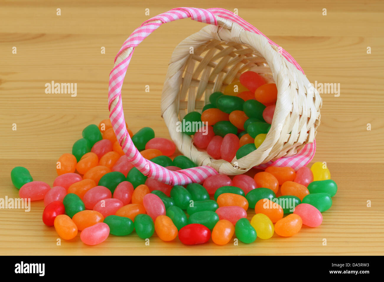 Jelly candy hi-res stock photography and images - Alamy