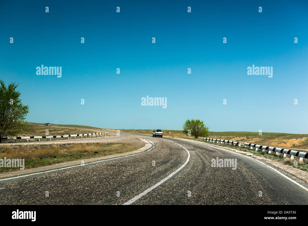 road dividing line Stock Photo - Alamy
