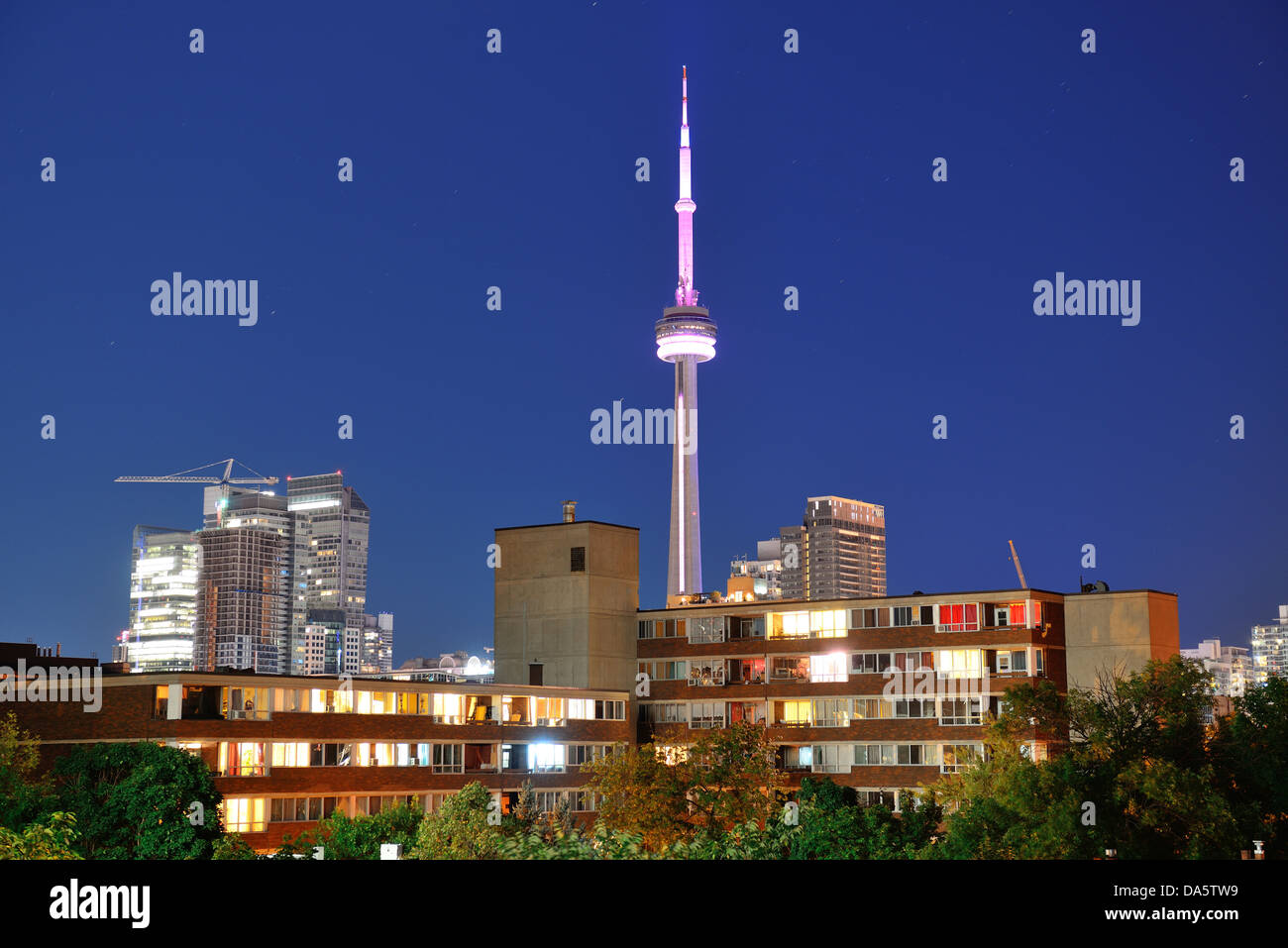Toronto skyline over park hi-res stock photography and images - Alamy